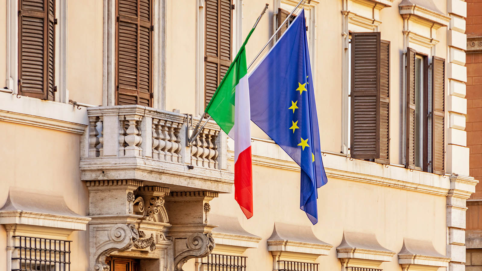 Italy: Eyes on the Budget Update - Algebris Investments